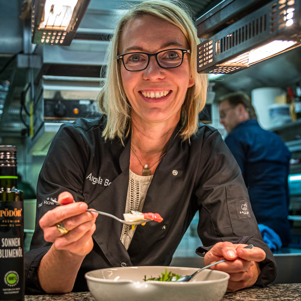 Editorial - Tellerrand-Stories in English